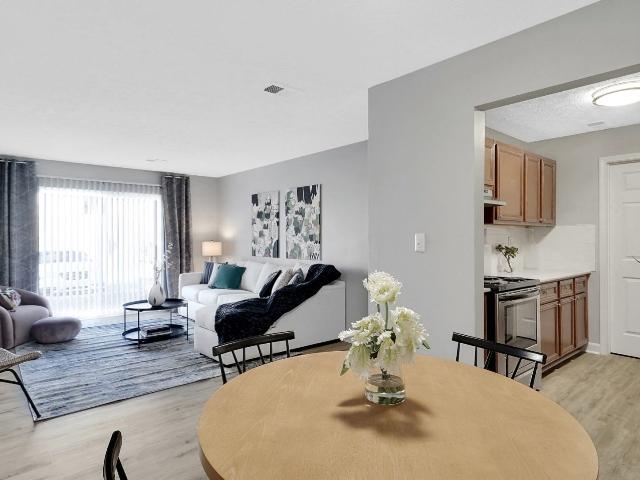 2 BR, 1 BA Apartment 11353 N Tazwell Dr Unit 301 6, Louisville, KY 40241