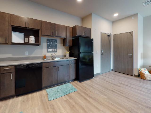 2 BR, 1 BA Apartment 1141 West Main Street Unit 402, Sun Prairie, WI 53590