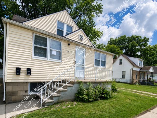 2 BR, 1 BA Apartment 11442 Jackson Ave Lower, Warren, MI 48089