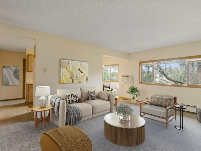 2 BR, 1 BA Apartment 1144 Barclay St Unit 111005, Saint Paul, MN 55106