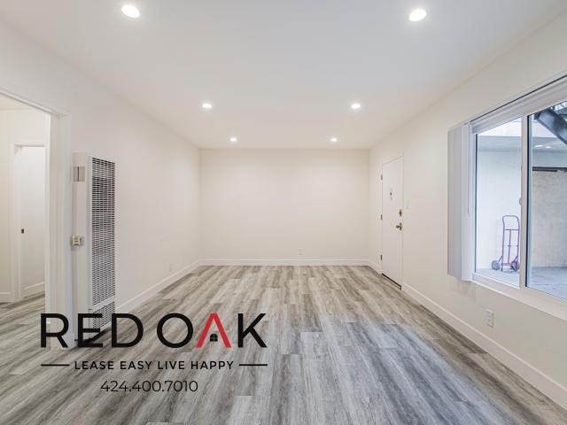 2 BR, 1 BA Apartment 1145 Elden Ave, Los Angeles, CA 90006