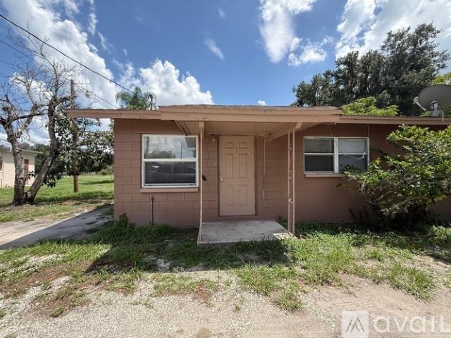 2 BR, 1 BA Apartment 114 Court Street Southwest, Fort Meade, FL 33841