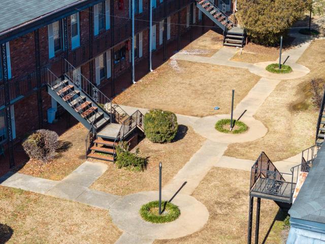 2 BR, 1 BA Apartment 115 Crabapple Lane Unit 291A, Birmingham, AL 35214