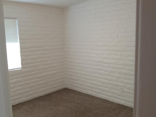 2 BR, 1 BA Apartment 115 East Navajo Road, Unit 1, Tucson, AZ 85705