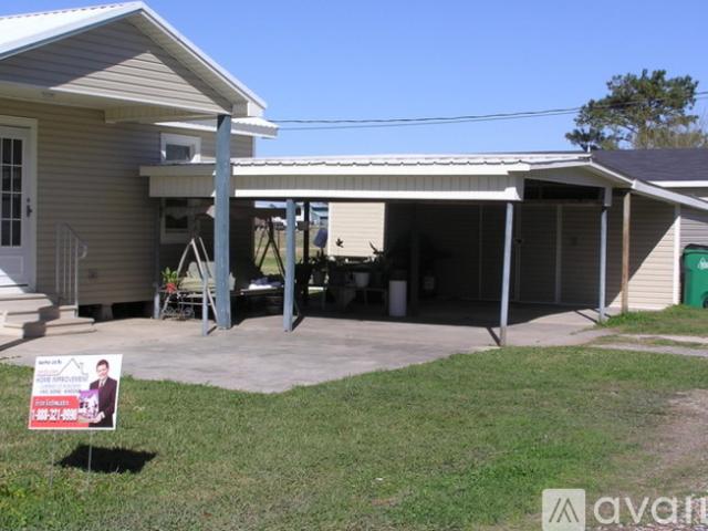 2 BR, 1 BA Apartment 115 Fontenot Street, Rayne, LA 70578