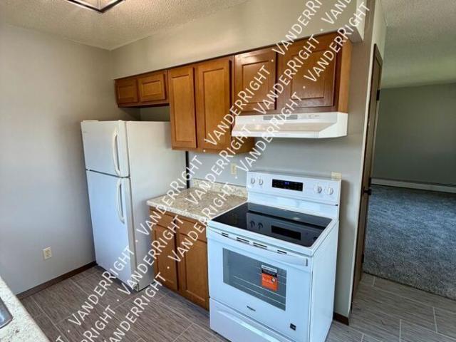 2 BR, 1 BA Apartment 115 N Kimball St, Canton, SD 57013