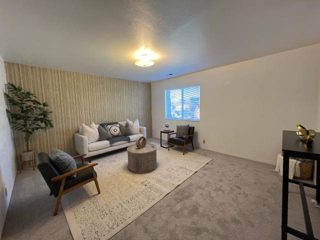 2 BR, 1 BA Apartment 1162 E 400 S, Salt Lake City, UT 84102