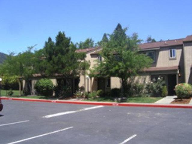 2 BR, 1 BA Apartment 1164 Mulberry, Ukiah, CA 95482