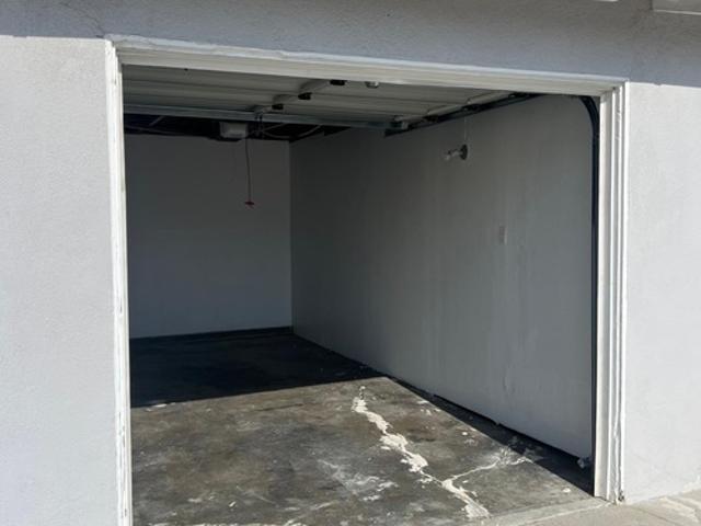 2 BR, 1 BA Apartment 1165 W 204th St, Unit 3, Torrance, CA 90502