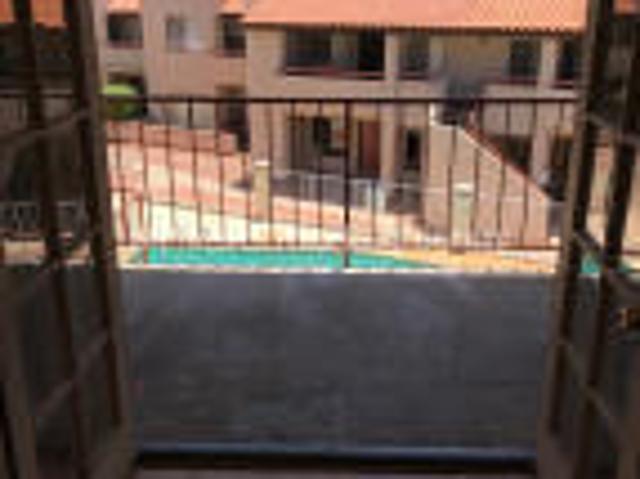 2 BR, 1 BA Apartment 11666 N 28th Dr, Phoenix, AZ 85029