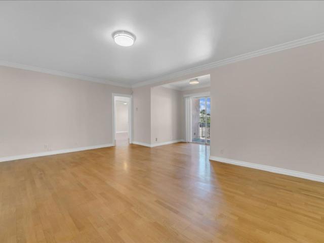 2 BR, 1 BA Apartment 11661 Erwin Street, North Hollywood, CA 91606