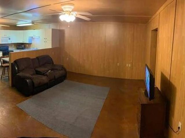 2 BR, 1 BA Apartment 116 N 2nd St, Unit B, Greenfield, TN 38230