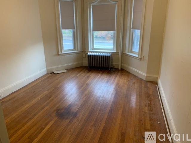 2 BR, 1 BA Apartment 1175 Boylston St, Unit 18, Boston, MA 02215