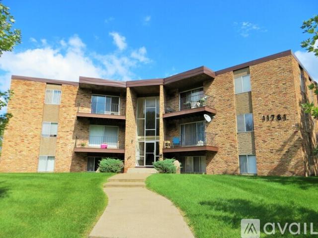 2 BR, 1 BA Apartment 11761 Eldorado Street Northwest, Unit Eldorado Maples Apartments, Coon Rapids, MN 55433