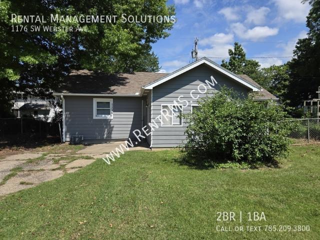 2 BR, 1 BA Apartment 1176 SW Webster Ave, Topeka, KS 66604