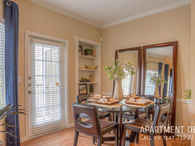 2 BR, 1 BA Apartment 11783 S Texas 6Â, Sugar Land, TX 77498