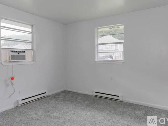 2 BR, 1 BA Apartment 1179 Gunn Hall Drive, Unit A, Virginia Beach, VA 23454