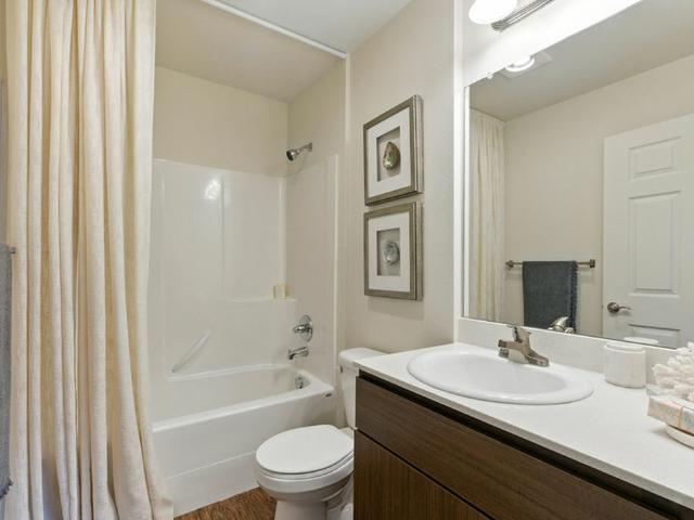 2 BR, 1 BA Apartment 11806 NE 122nd Ave Unit D030, Vancouver, WA 98682