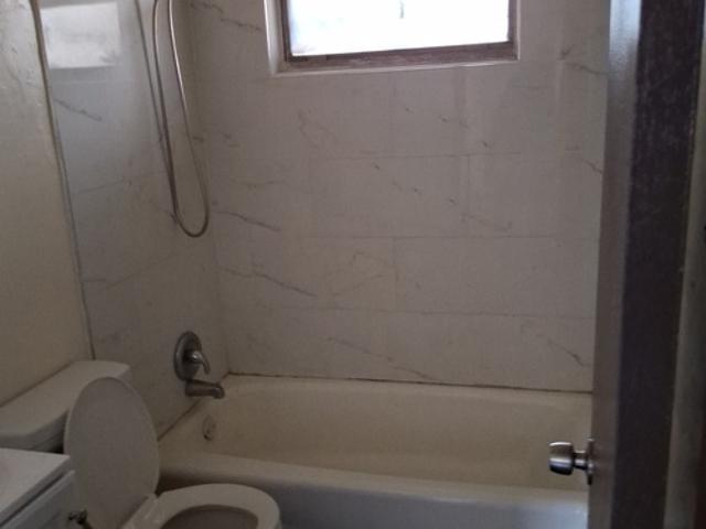 2 BR, 1 BA Apartment 1185 W 22nd St, Unit U, Jacksonville, FL 32209