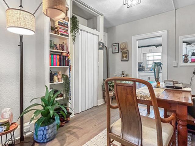 2 BR, 1 BA Apartment 118 48th Street North, Unit A, St. Petersburg, FL 33713