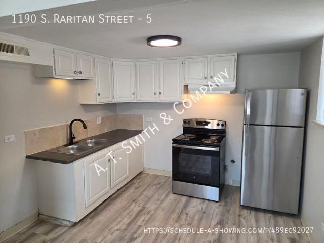 2 BR, 1 BA Apartment 1190 S. Raritan Street, Denver, CO 80223