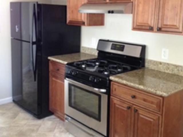2 BR, 1 BA Apartment 1195 Santa Ana St, Unit A, San Lorenzo, CA 94580