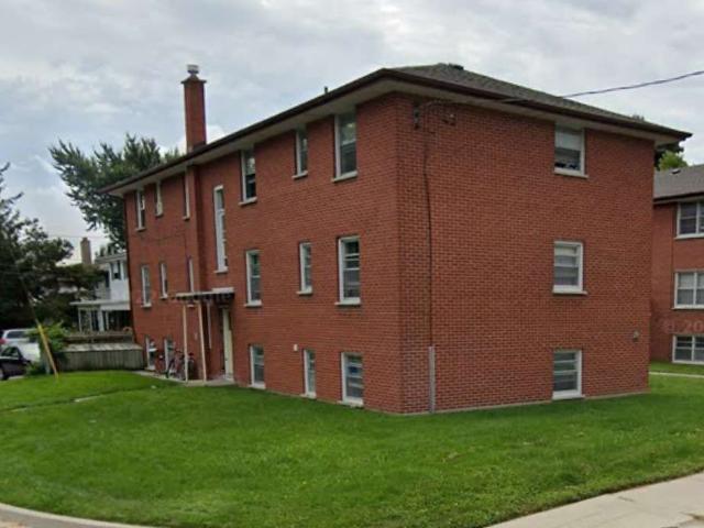 2 BR, 1 BA Apartment 119 Rossland Road East, Oshawa, ON L1G2W5