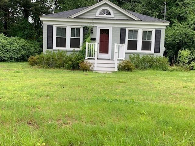 2 BR, 1 BA Apartment 11 Morin Ave, Dover, NH 03820