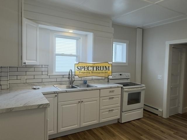 2 BR, 1 BA Apartment 11 Gray St, Waterville, ME 04901