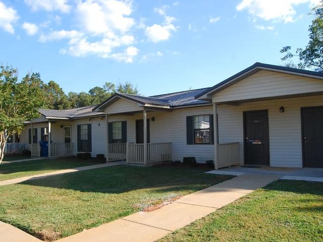 2 BR, 1 BA Apartment 11 Ivy Street Office A3, McKenzie, AL 36454