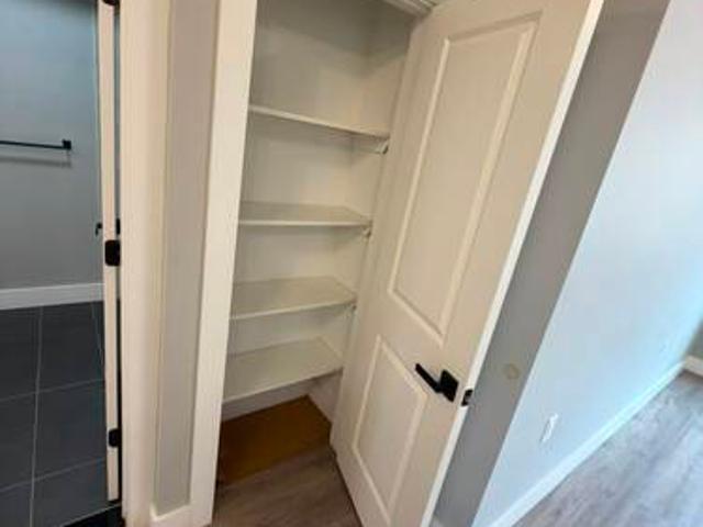 2 BR, 1 BA Apartment 11 Silkman Pl, Unit 3, Irvington, NJ 07111