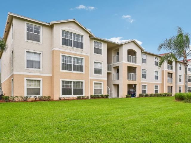 2 BR, 1 BA Apartment 1200 Treasure Cay Dr Unit 302, Fort Pierce, FL 34947