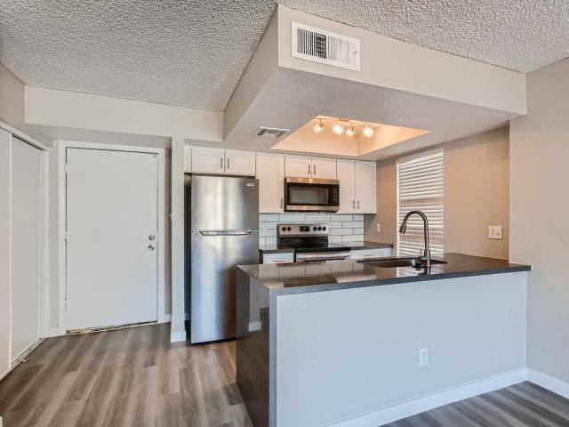 2 BR, 1 BA Apartment 12021 North 43rd Avenue Unit 216, Phoenix, AZ 85029