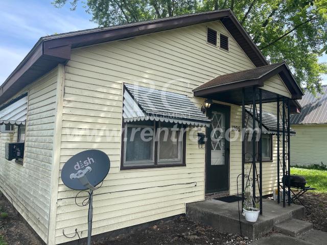 2 BR, 1 BA Apartment 1205.5 Marion, Danville, IL 61832