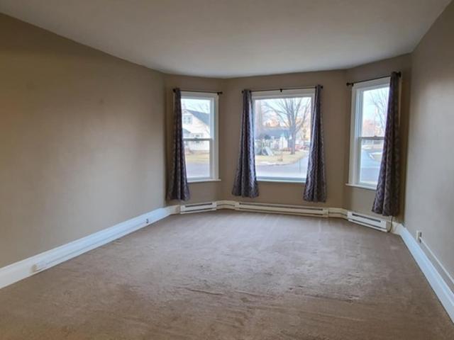 2 BR, 1 BA Apartment 120 West Douglas Street, Unit Unit 120 Lower, Rice Lake, WI 54868