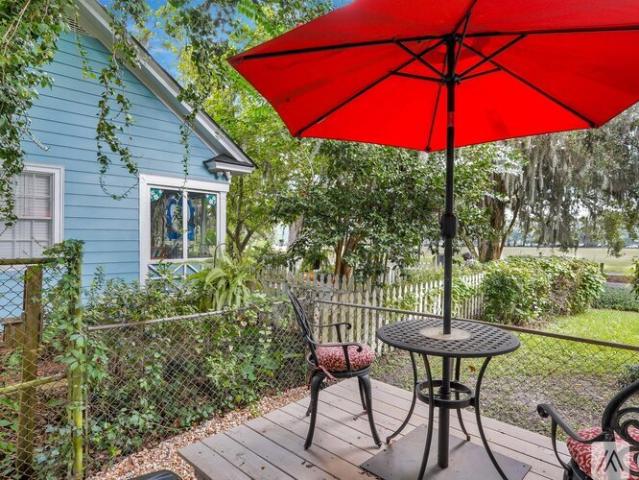 2 BR, 1 BA Apartment 1219 Washington Ave, Savannah, GA 31404