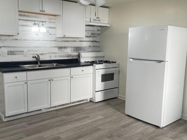 2 BR, 1 BA Apartment 121 W Ohio St, Unit a, Circleville, OH 43113