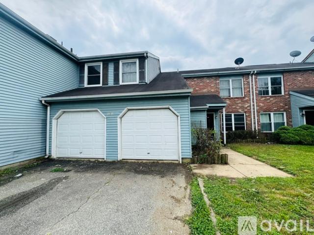2 BR, 1 BA Apartment 121 Willowturn Mt Laurel Nj, Unit A, Mt. Laurel, NJ 08054