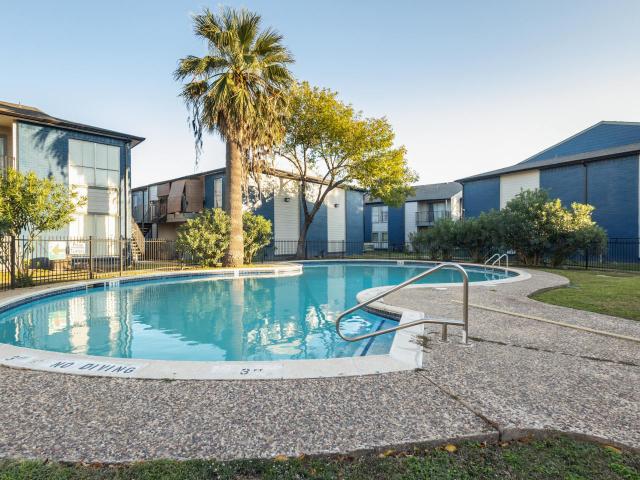 2 BR, 1 BA Apartment 12200 Fleming Drive Unit 8B 0806B, Houston, TX 77013