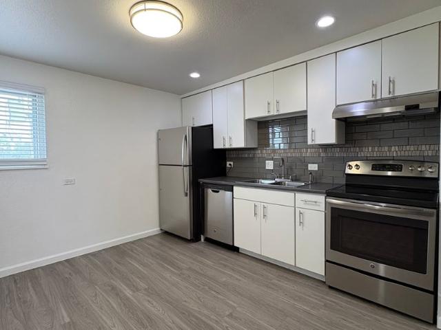 2 BR, 1 BA Apartment 1220 Wadsworth Boulevard, Lakewood, CO 80214