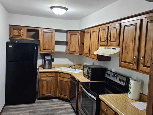 2 BR, 1 BA Apartment 1224 E Decorah Rd, Unit #7, West Bend, WI 53095