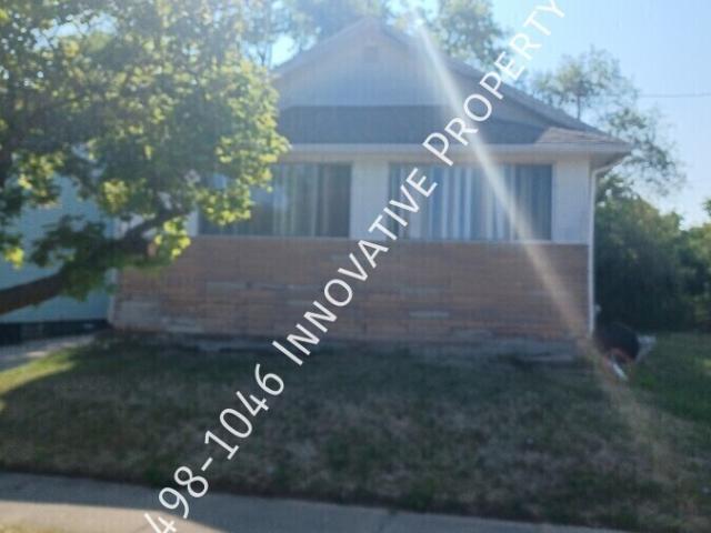 2 BR, 1 BA Apartment 1230 McIntosh, Flint, MI 48503