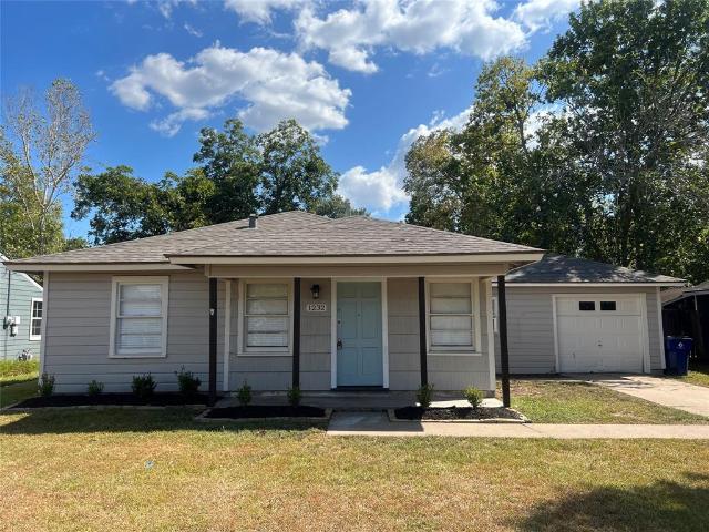 2 BR, 1 BA Apartment 1232 San Felipe St, Angleton, TX 77515