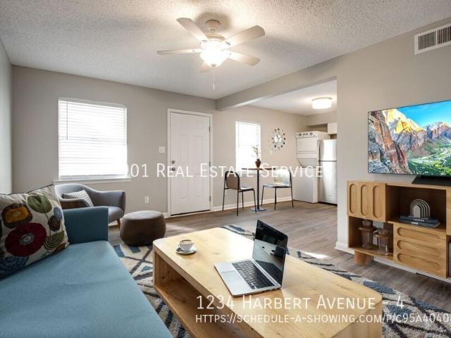 2 BR, 1 BA Apartment 1234 Harbert Avenue, Memphis, TN 38104