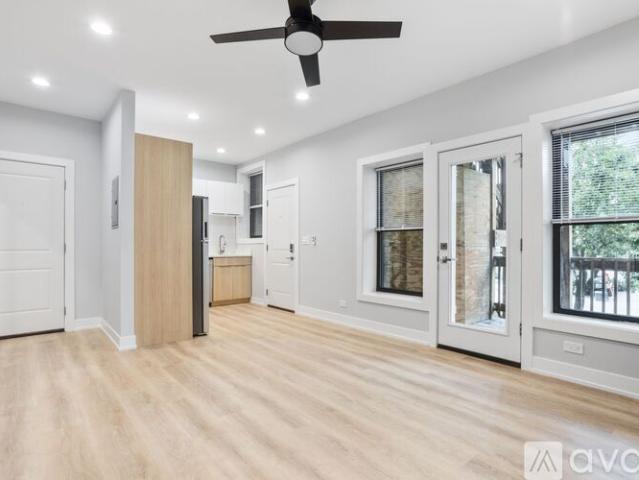 2 BR, 1 BA Apartment 1239 W Morse Ave, Unit 1, Chicago, IL 60626