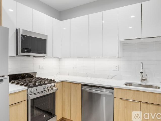 2 BR, 1 BA Apartment 1239 W Morse Ave, Unit 2, Chicago, IL 60626