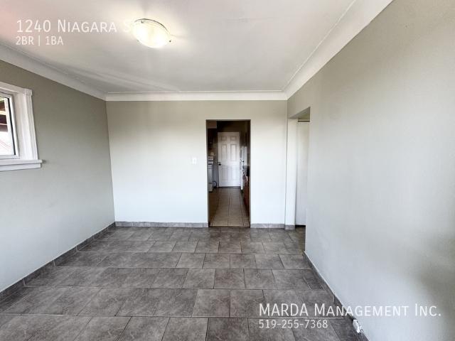 2 BR, 1 BA Apartment 1240 Niagara St, Windsor, ON N9A 3V6