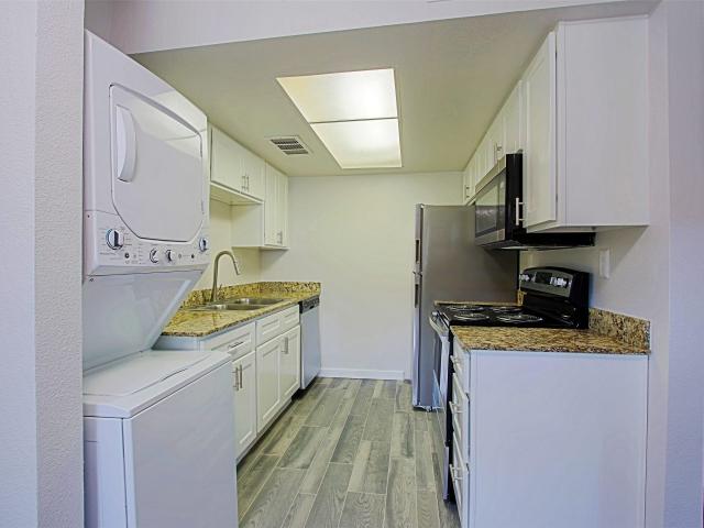 2 BR, 1 BA Apartment 1248 S Vineyard Unit 69, Mesa, AZ 85210