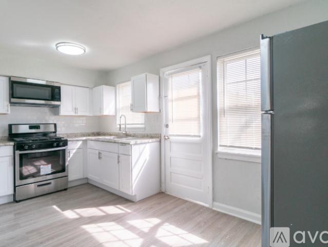 2 BR, 1 BA Apartment 124 Yorke St, Unit 12, Salem, NJ 08079