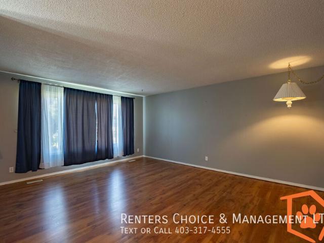 2 BR, 1 BA Apartment 124a Park Meadows Blvd N, Lethbridge, AB T1H 4J2